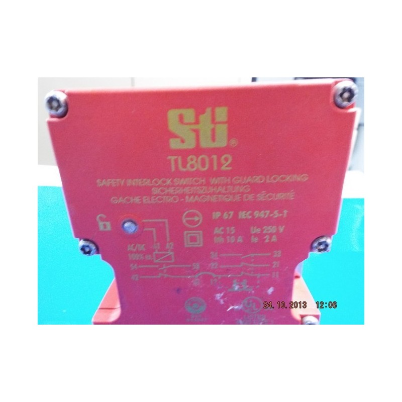 STI TL8012 Safety Interlock Switch | High-Reliability Guard Door Locking