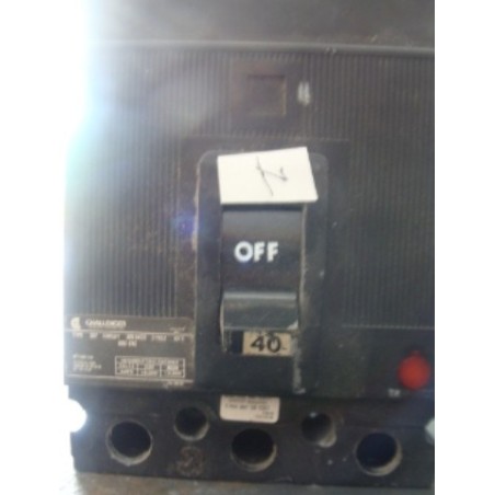 "High-Performance 40AMP Challenger Circuit Breaker - Safety & Overloa