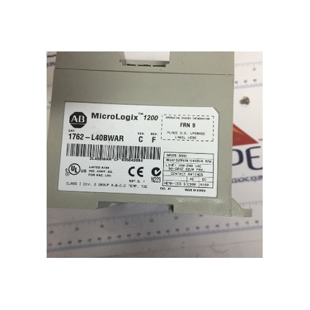Allen-Bradley 1762-L40BWAR Series C MicroLogix 1200 40-Point PLC