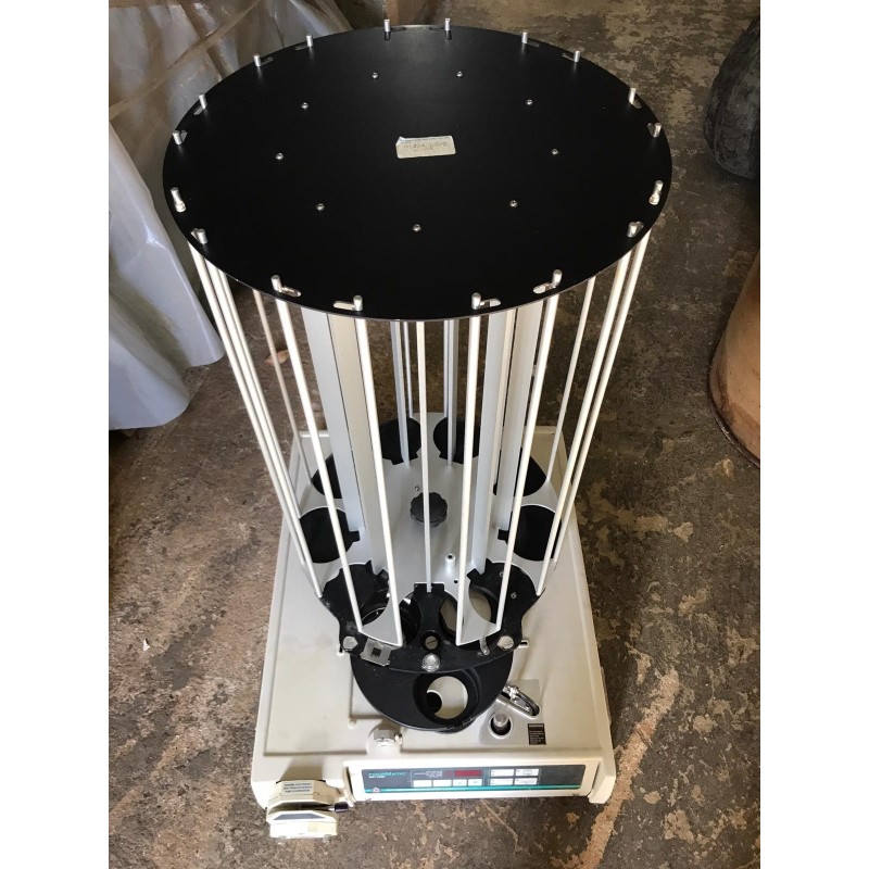 New Brunswick Scientific MP-1000 PourMatic Automated Plate Pourer