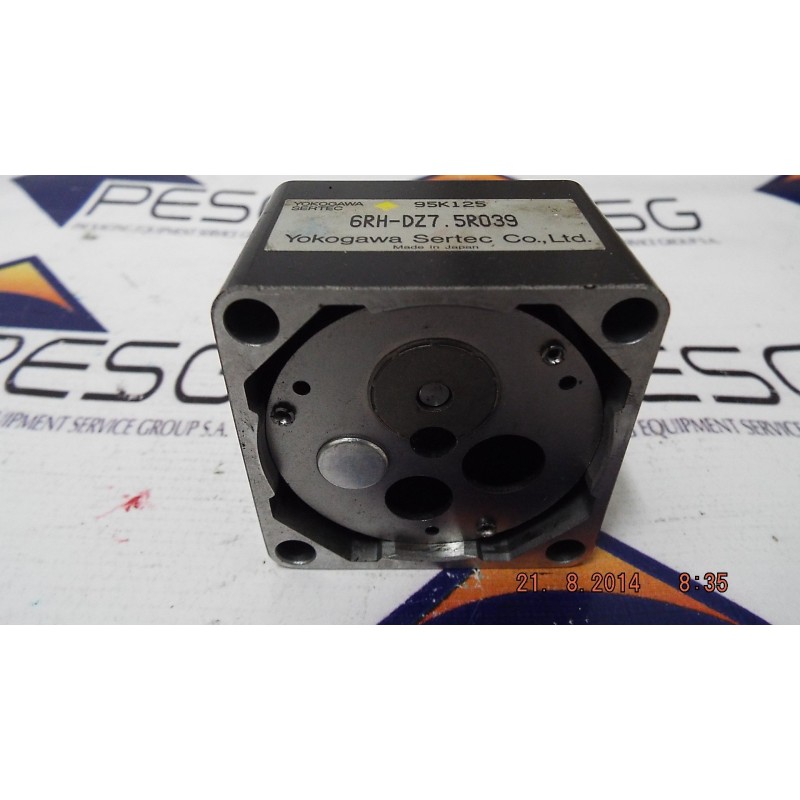 YOKOGAWA SERTEC REVERSIBLE MOTOR 6RH-DZ7.5R039